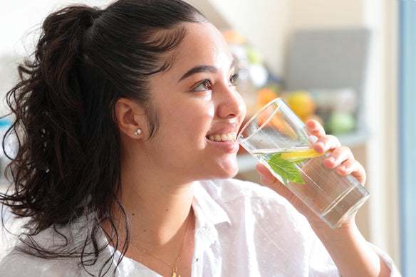 What Are the Benefits of Drinking Sparkling Water? – Soda Sense